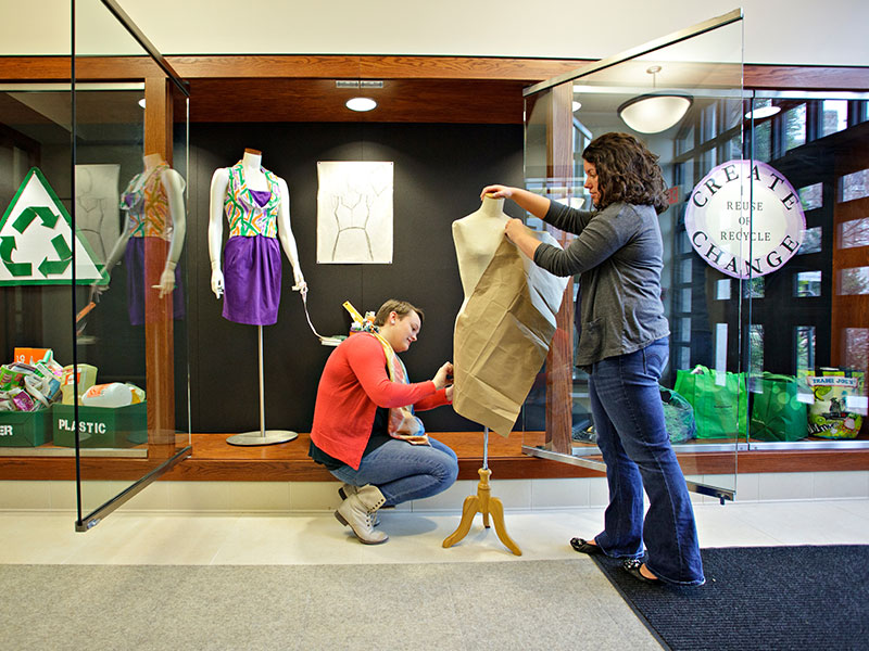 Fashion Merchandising Program Prepares Students for Success - Fontbonne ...